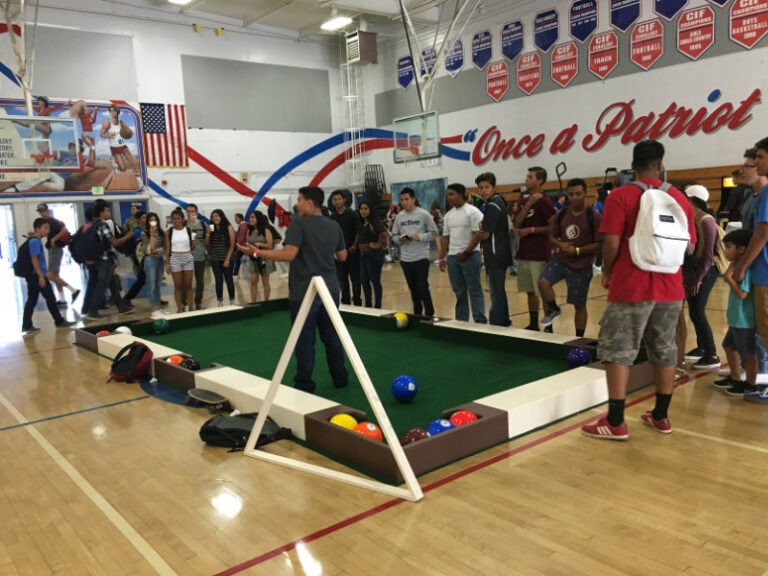 Human Pool – Arcade Amusements