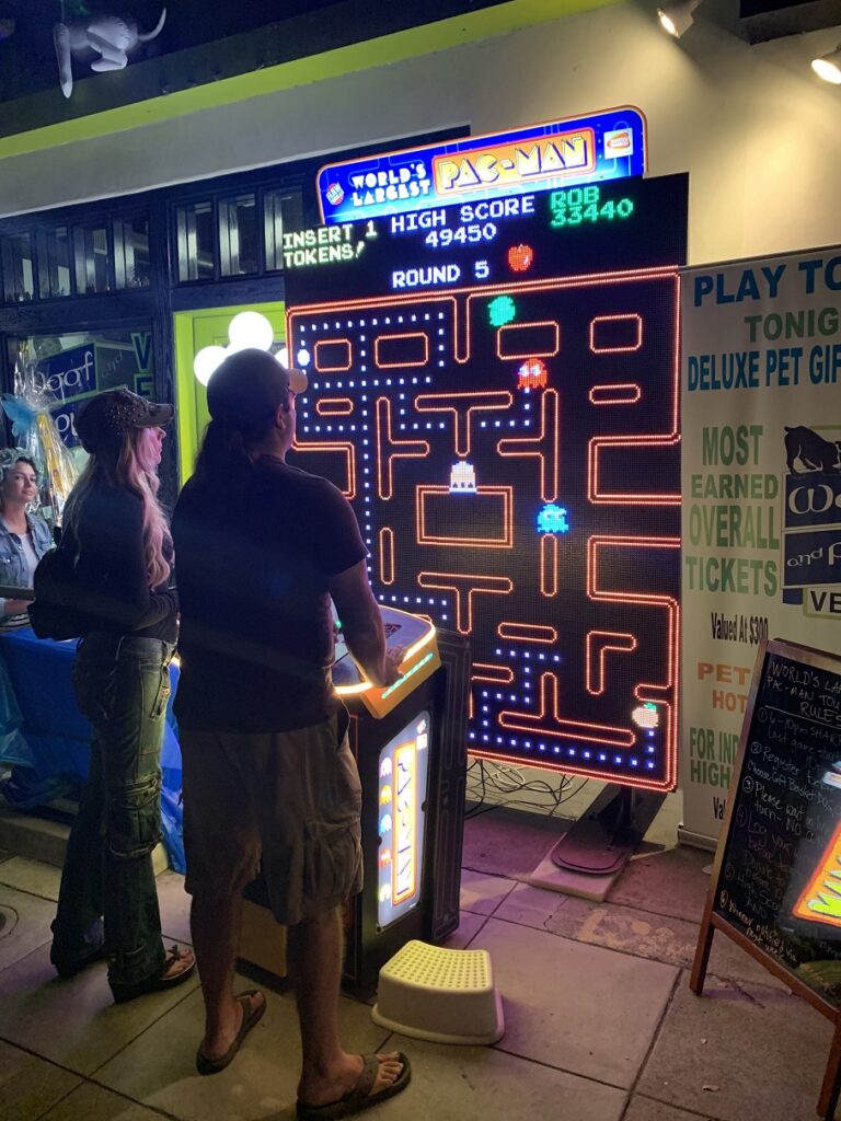 World’s Largest Pac-Man – Arcade Amusements